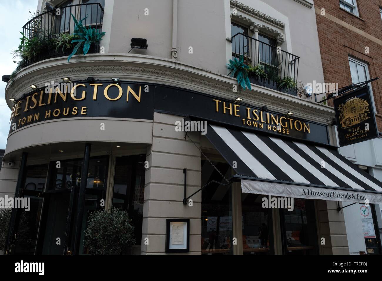 The Islington town house, Liverpool Road, London Stock Photo - Alamy