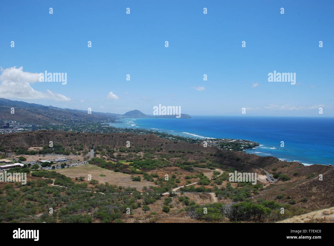 view of ocean and city from top of diamond head state monument trail ...