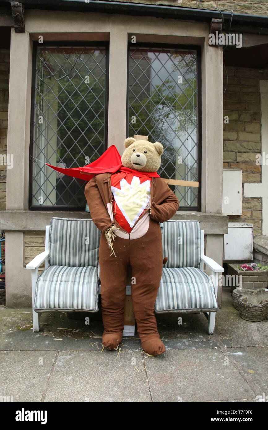 3rd Scarecrow Festival Worsthorne & Hurstwood Burnley Lancashire 6th ...