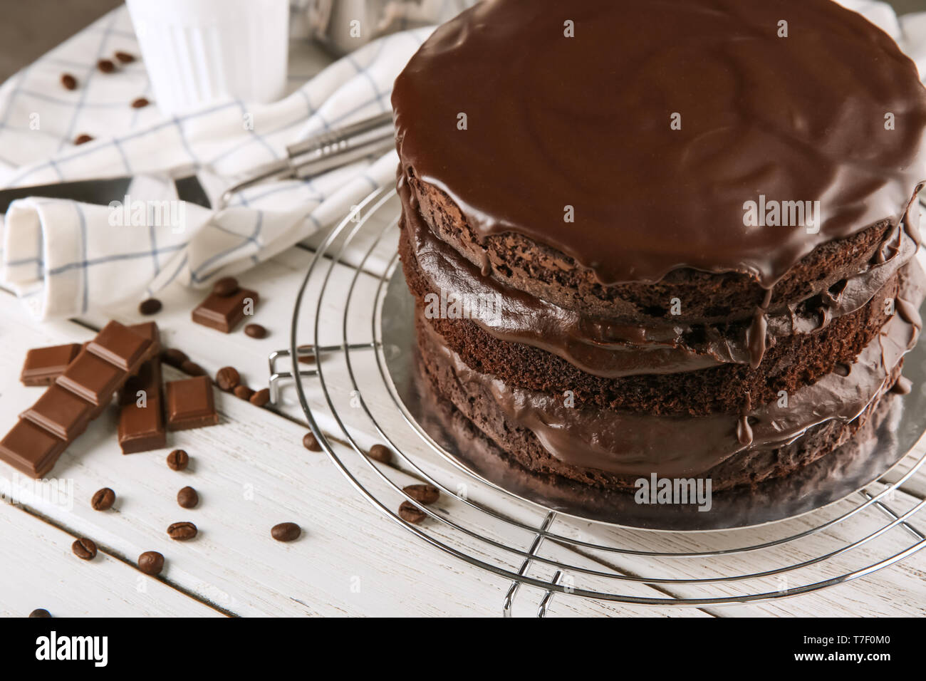 White birthday cake cooling on hi-res stock photography and images - Alamy