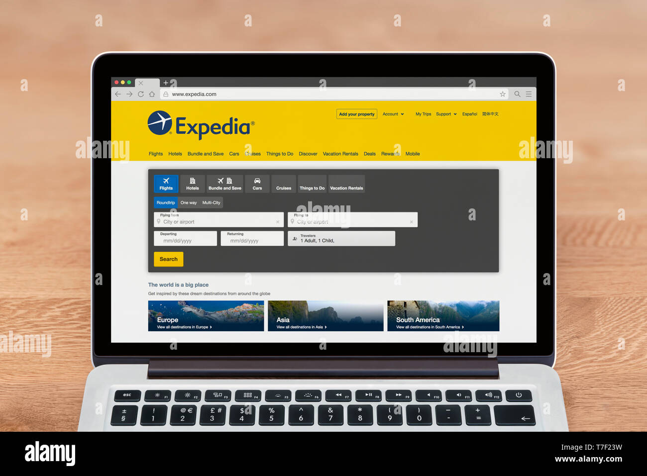 Expedia app logo hi-res stock photography and images - Alamy