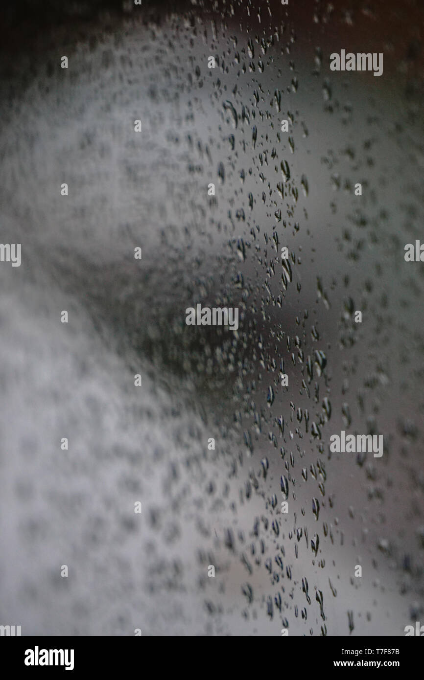 Raindrop texture hi-res stock photography and images - Alamy