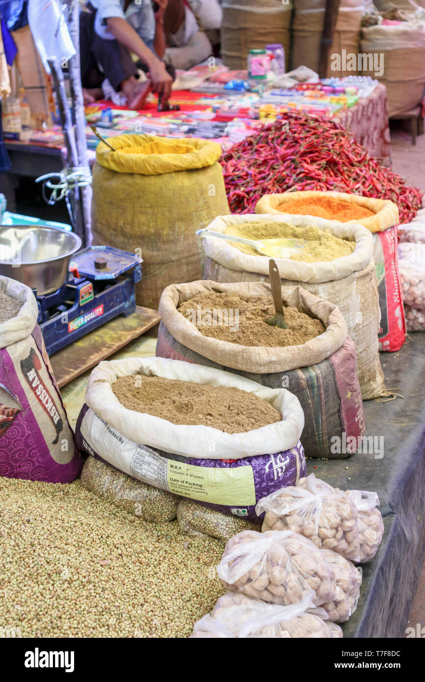 India, Market, Spice, Stall High Resolution Stock Photography and ...
