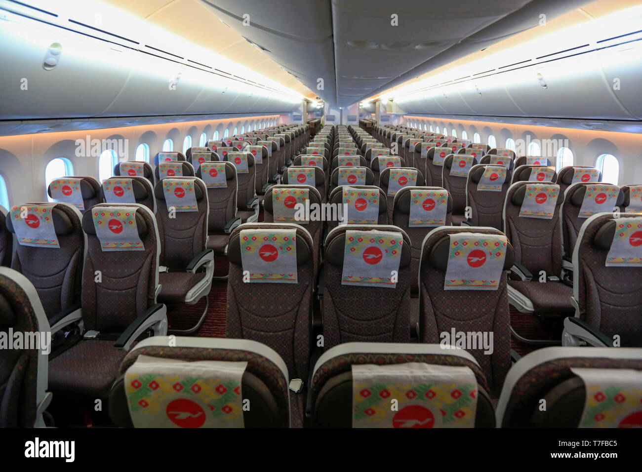 Economy class of Biman Bangladesh Airlines' first Boeing 787-8 ...