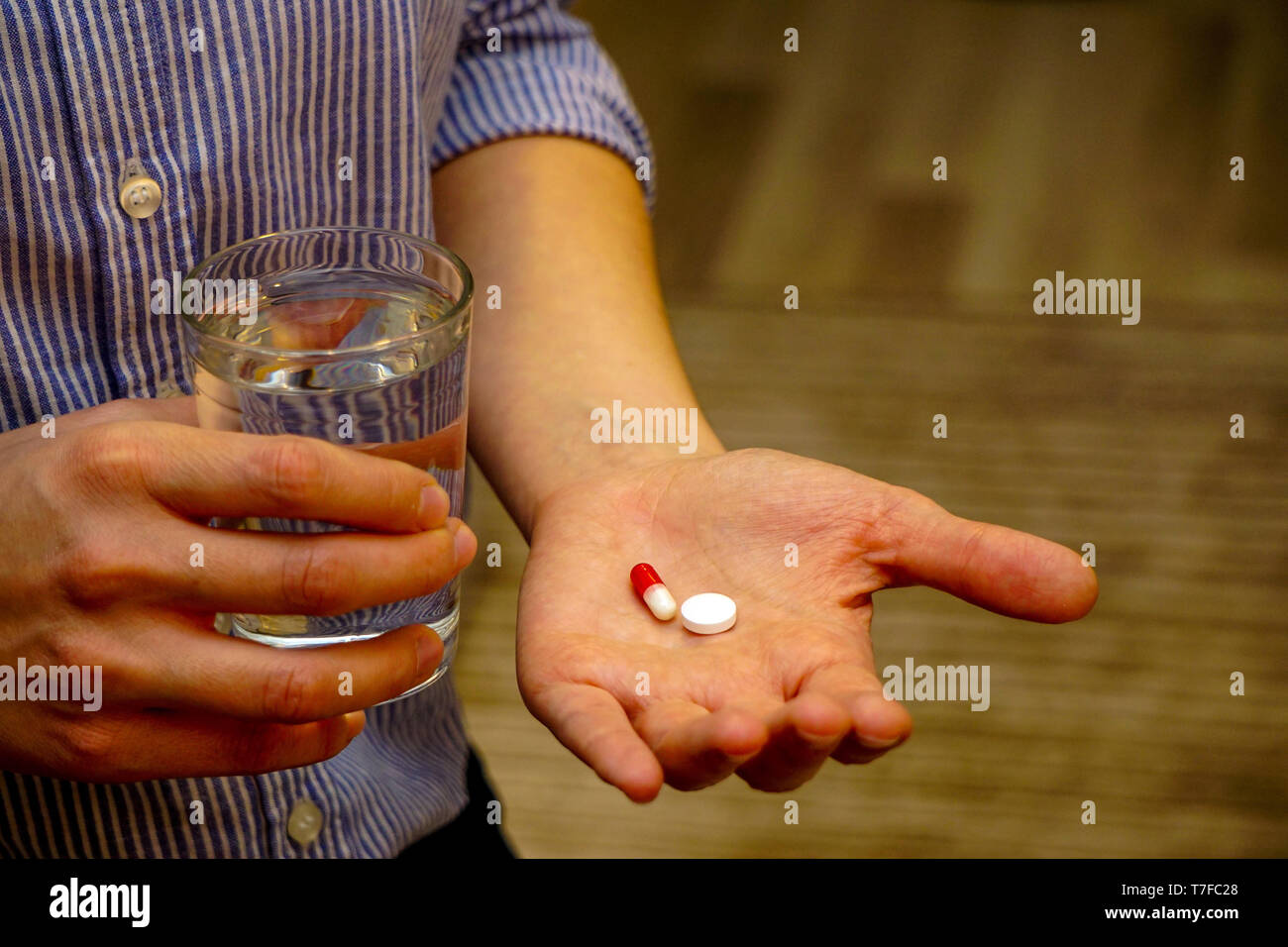 Medicine taking pill sick hi-res stock photography and images - Alamy