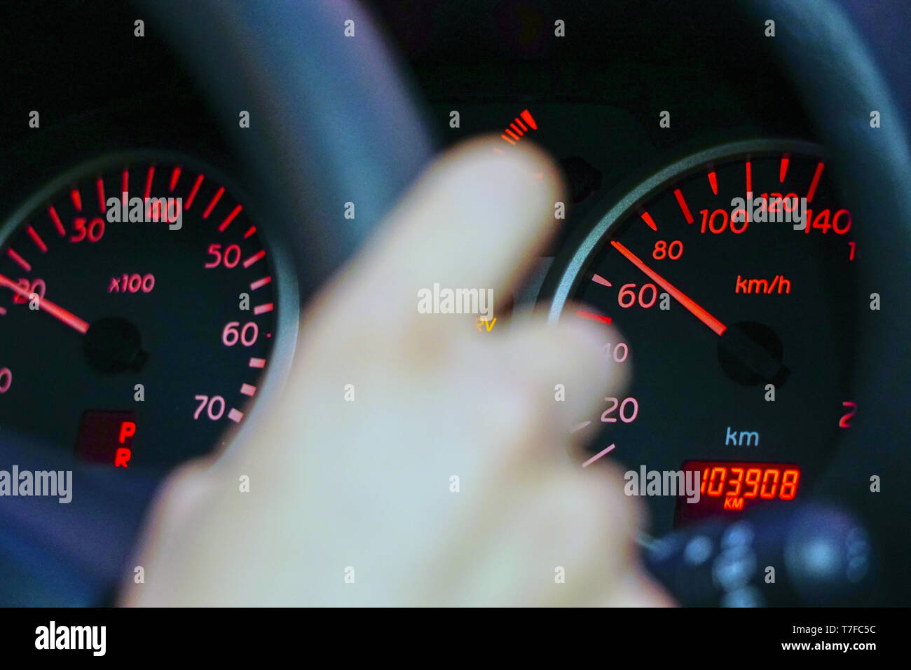 Dashboard warning light speed hi-res stock photography and images - Alamy