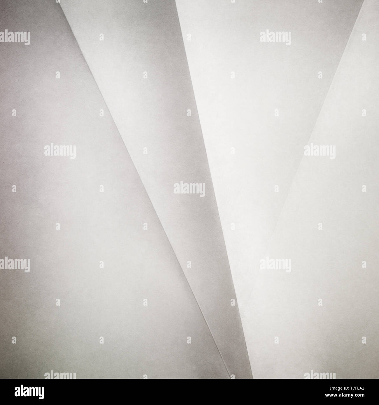 Minimalist lines hi-res stock photography and images - Alamy