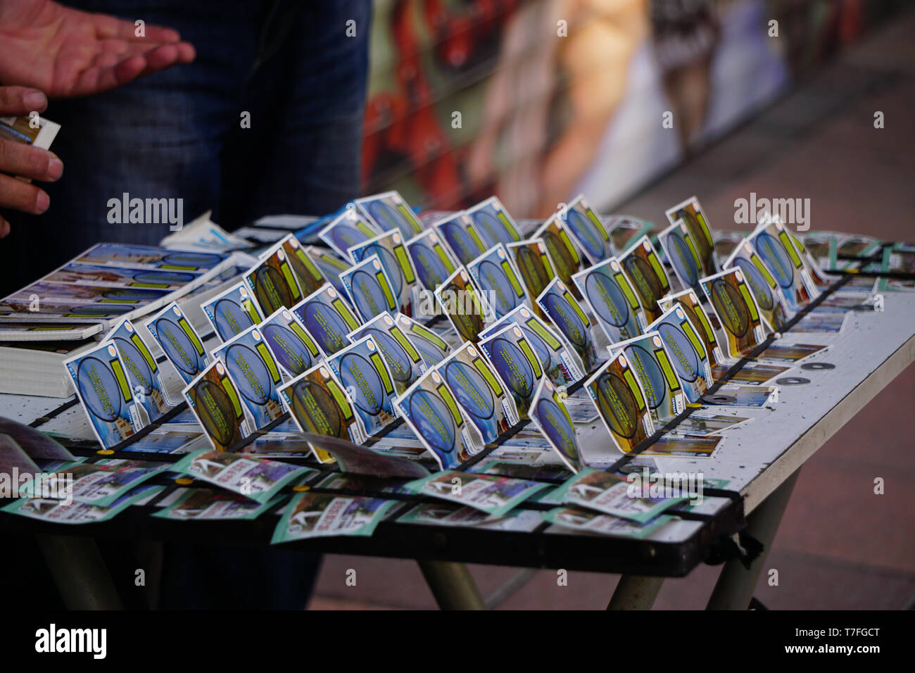 Scratch card game hi-res stock photography and images - Alamy