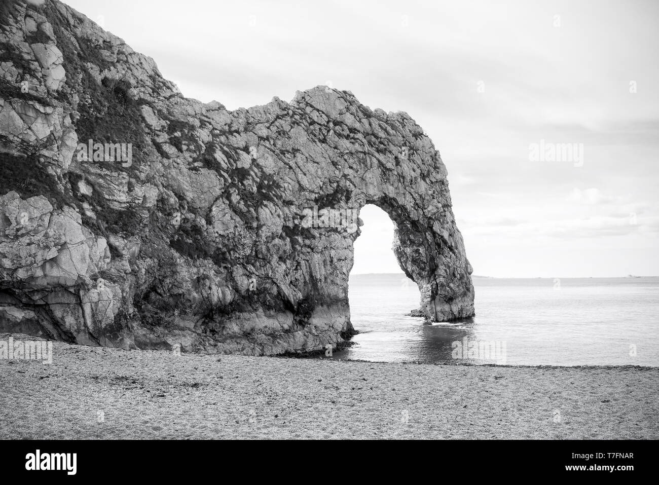 Durdle Door, limestone arch in the Jurassic Coast Stock Photo - Alamy