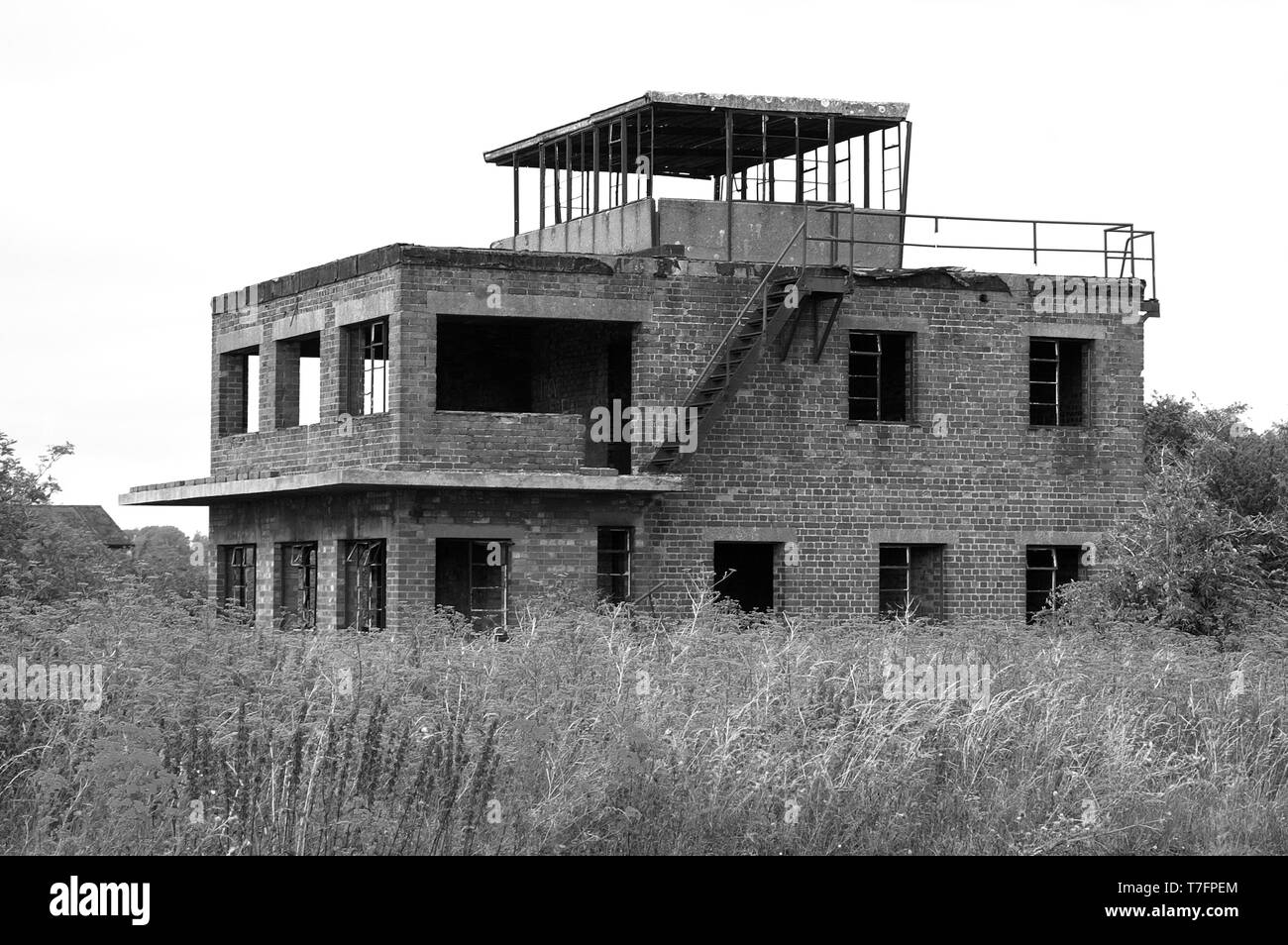 Ww2 raf control tower Black and White Stock Photos & Images - Alamy