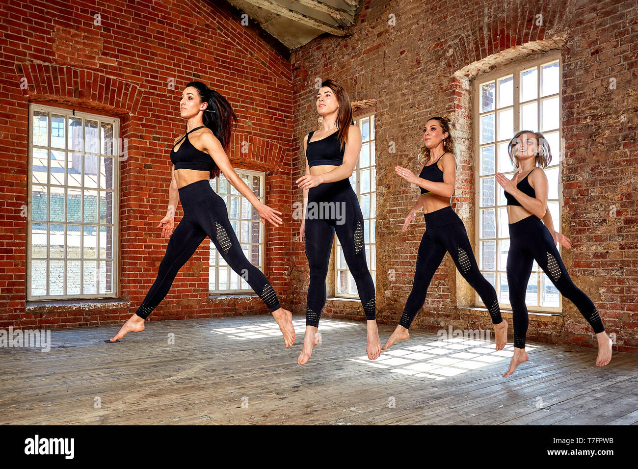 Group Healthy Teen Girls Stock Photos & Group Healthy Teen Girls Stock ...