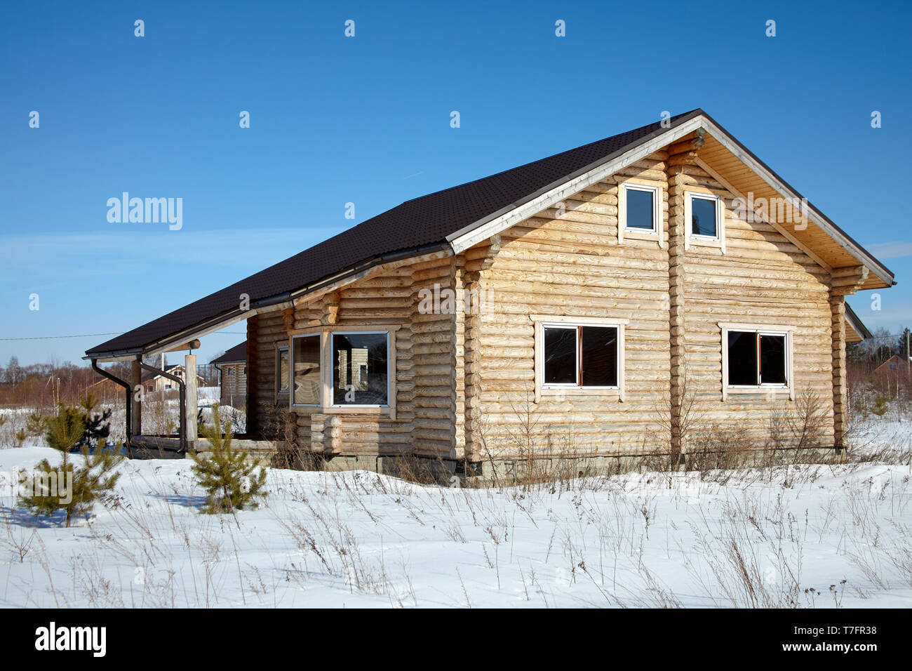 Sunny cottage hi-res stock photography and images - Alamy