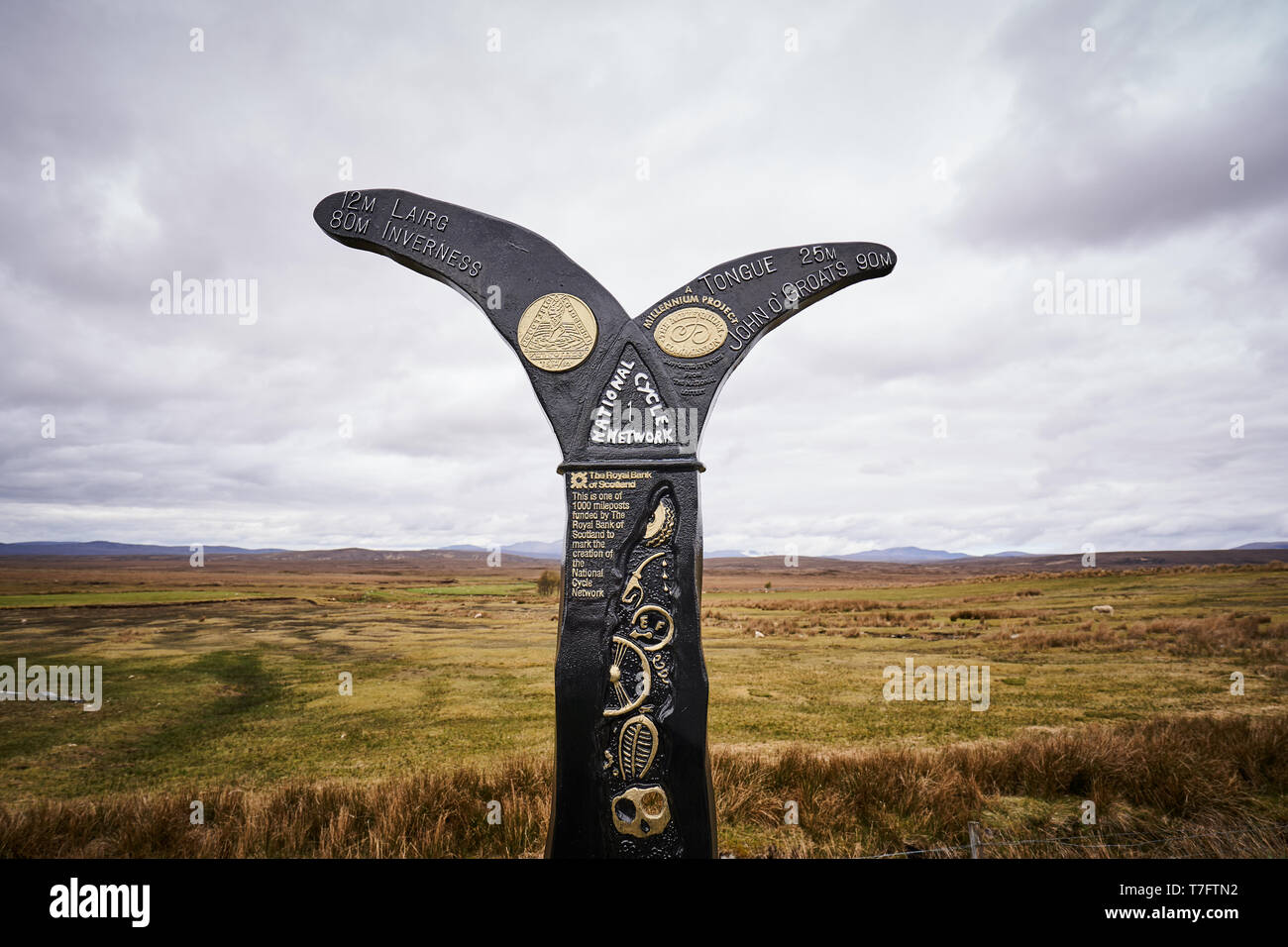 Cycle marker at the Crask inn. John o' groats (Duncansby head) to lands ...