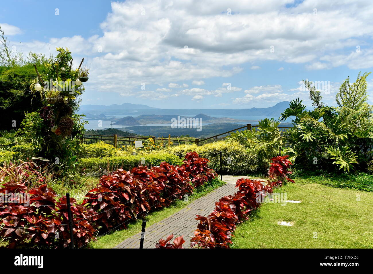 Tagaytay city hi-res stock photography and images - Alamy