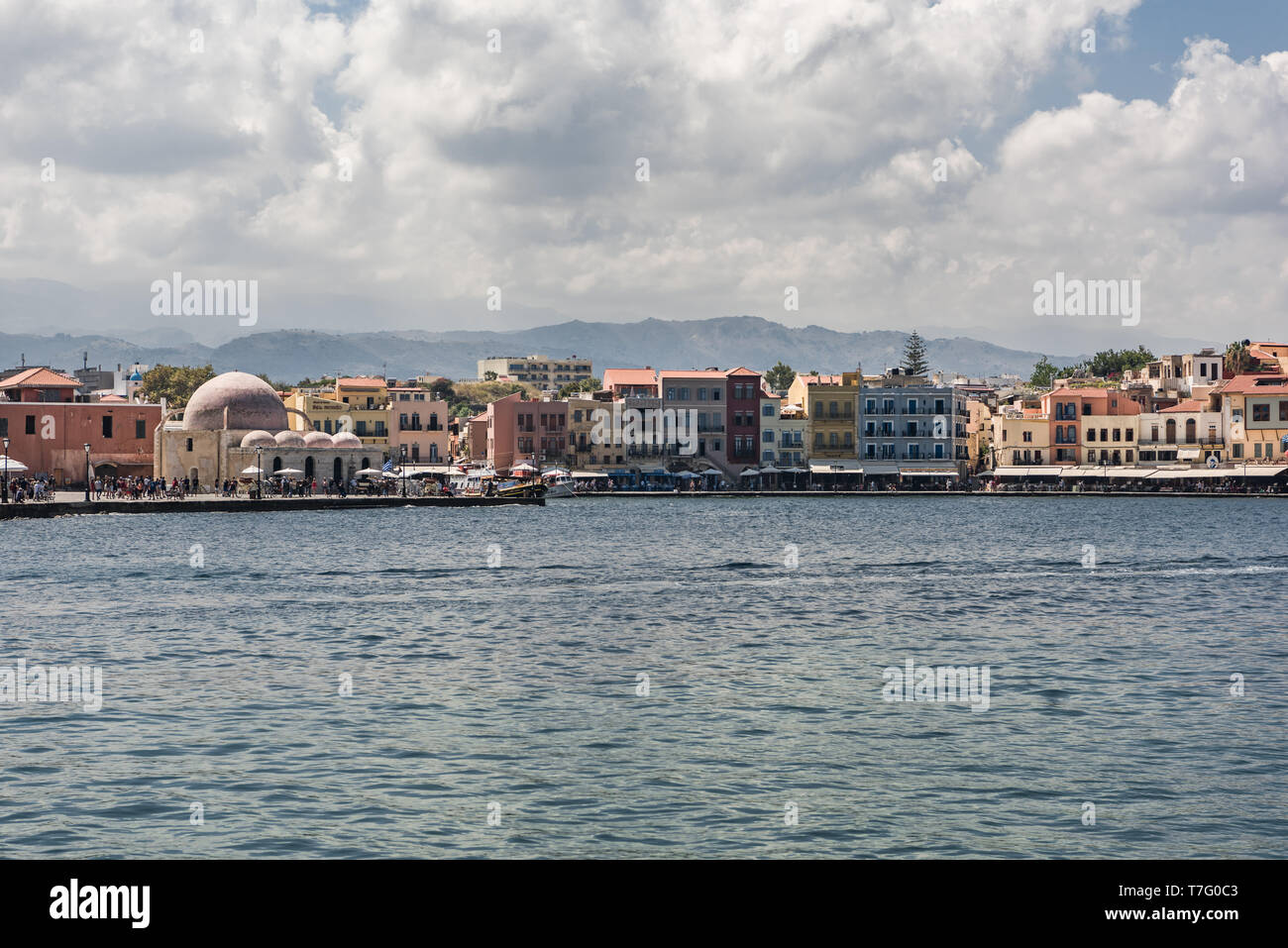 Chania harbor historic center Stock Photo - Alamy
