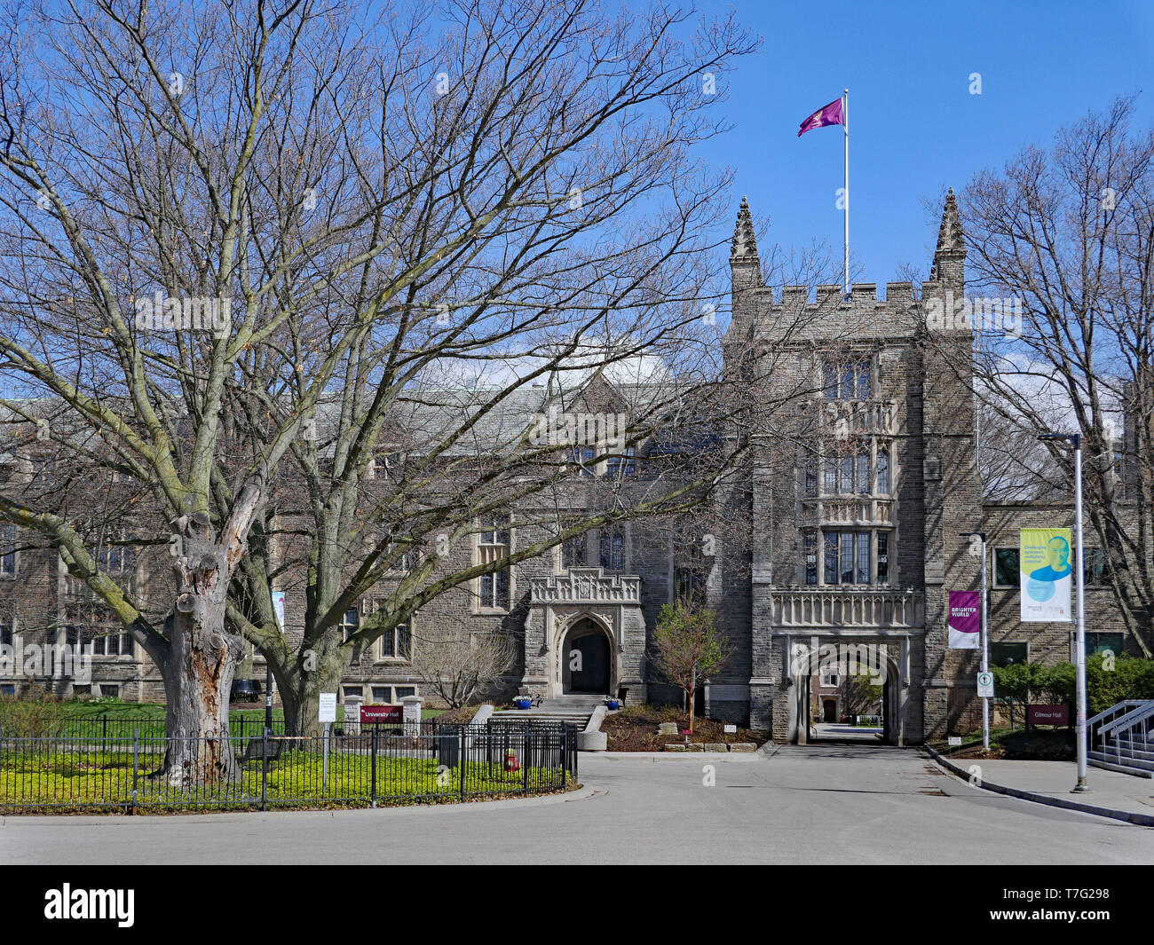Collegiate gothic hi-res stock photography and images - Alamy