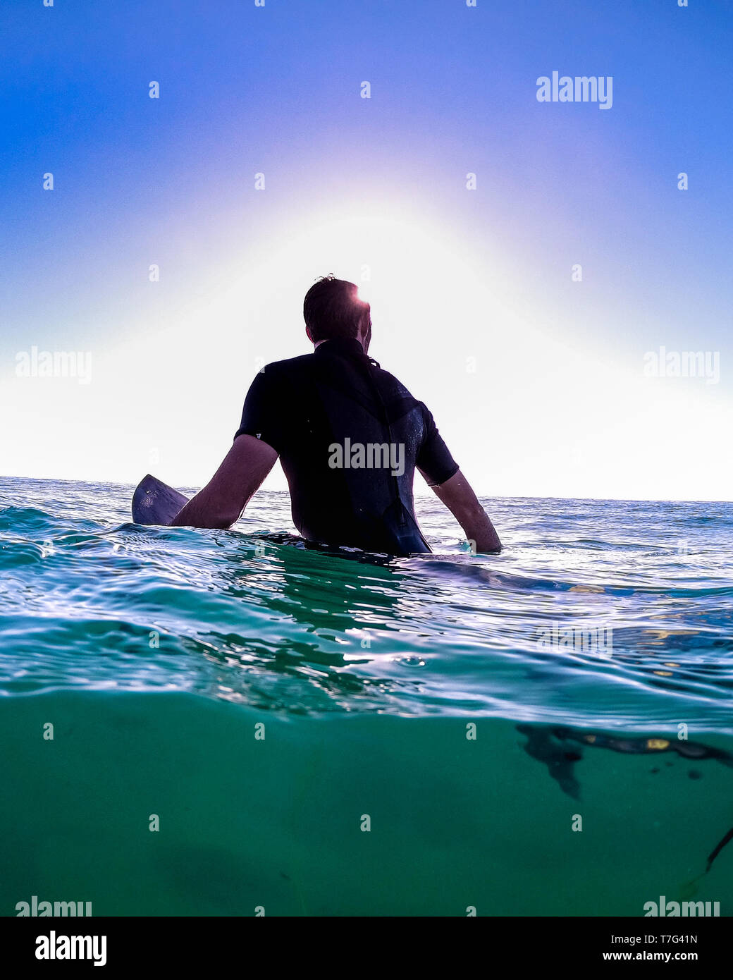 Male surfer tube hi-res stock photography and images - Alamy