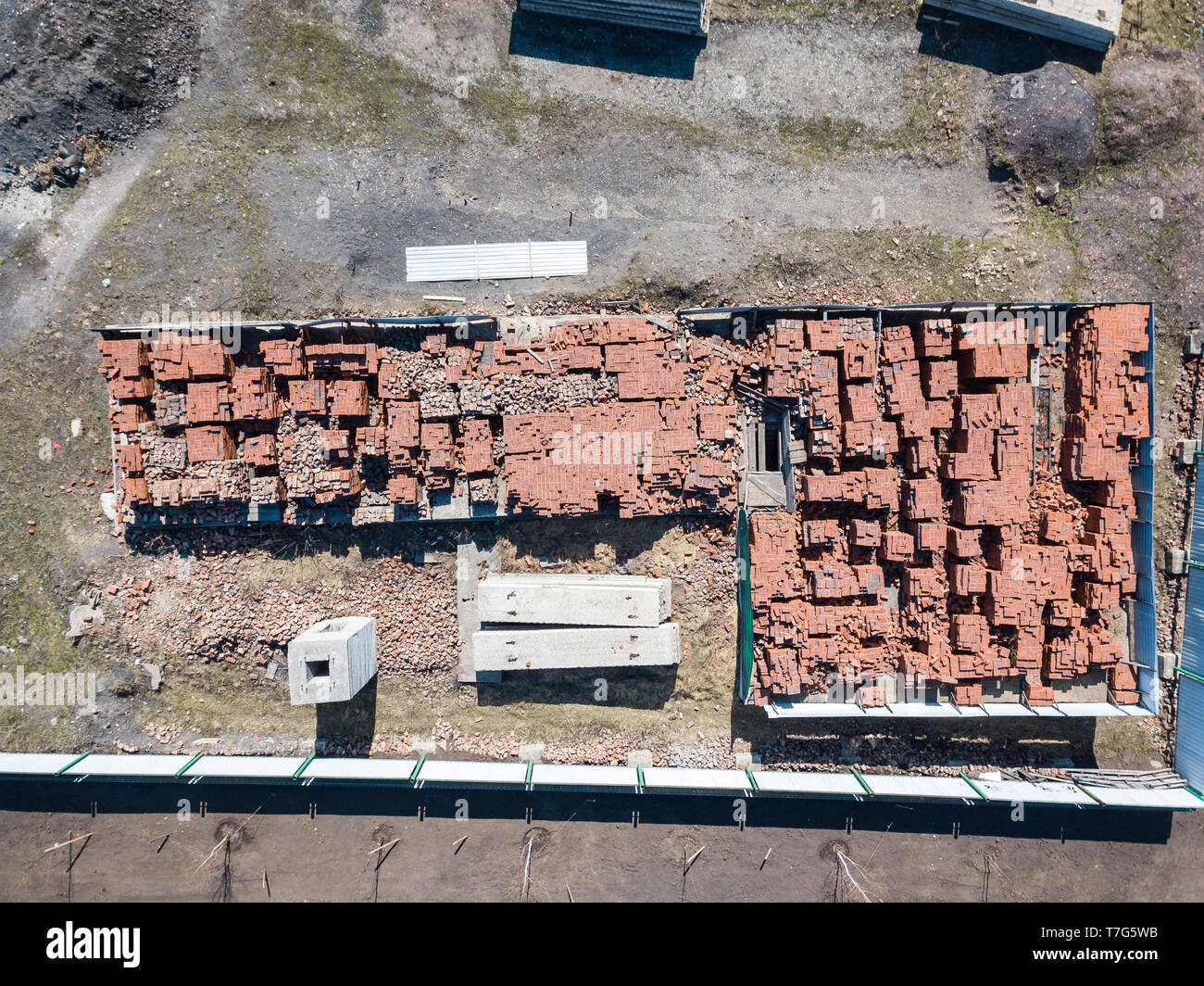Large rectangular blocks of stone hi-res stock photography and images ...