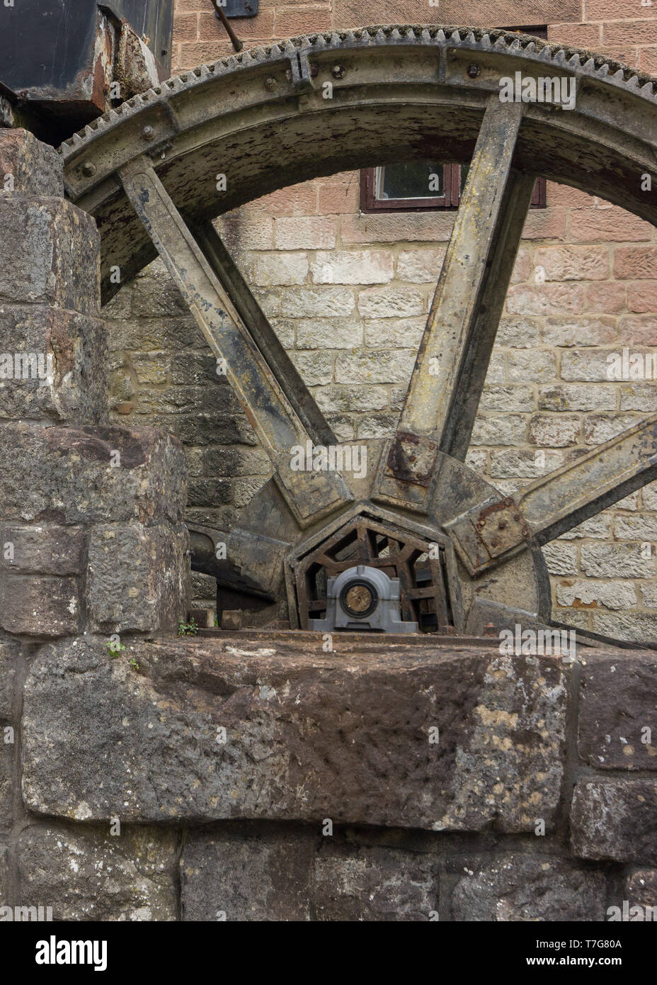Old water wheel hi-res stock photography and images - Alamy