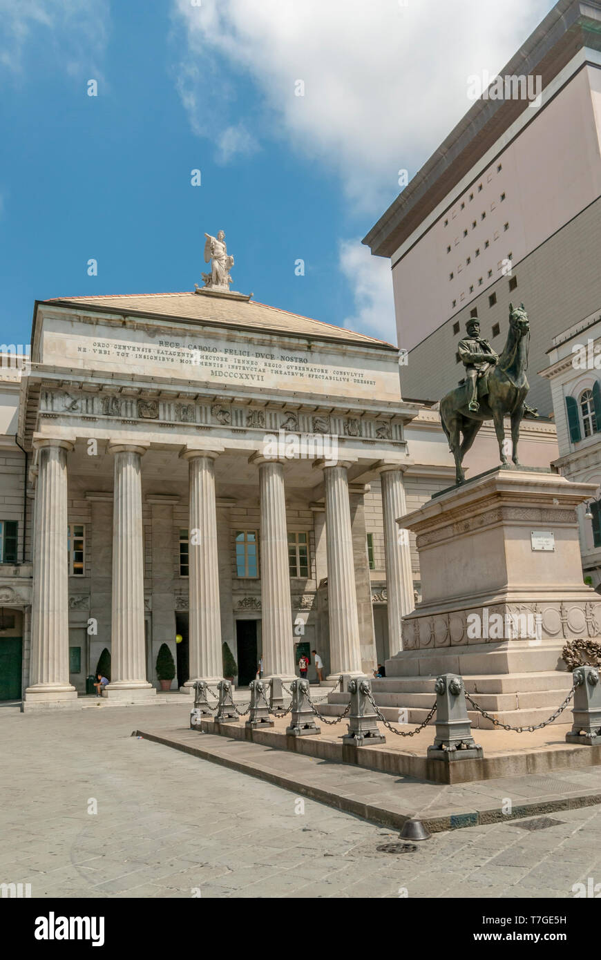 Statue of Garibaldi in front of Opera House San Felice, Genoa, North ...