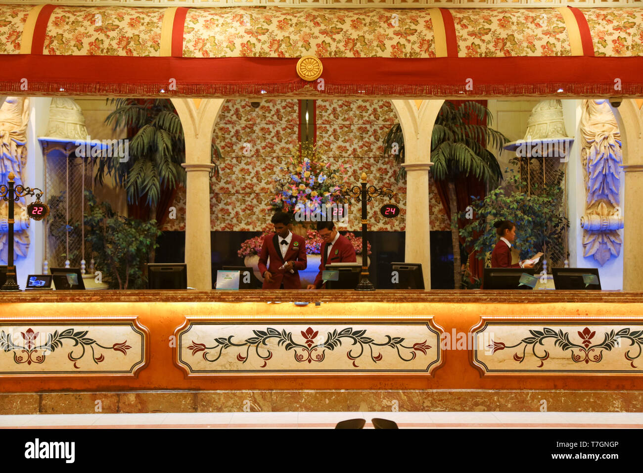 Classy reception counters of First World hotel at Genting Highland ...