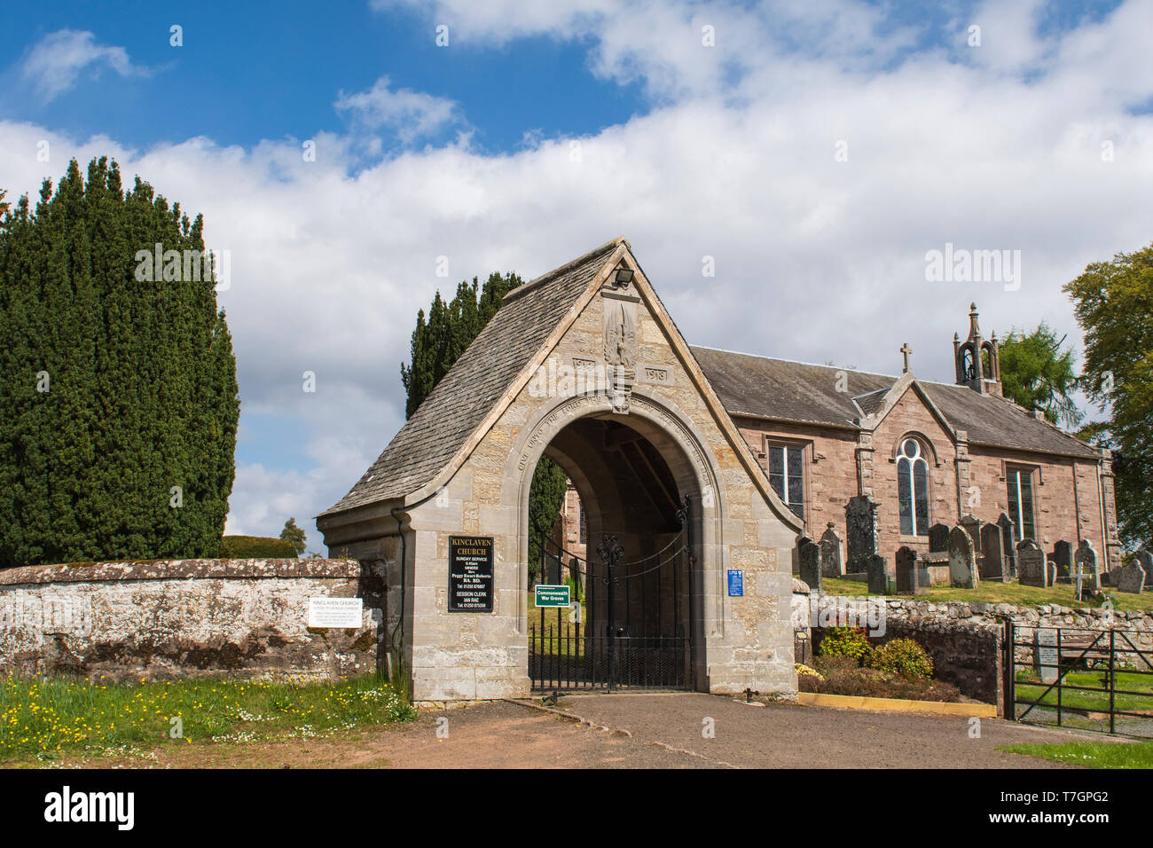 Lychgate hi-res stock photography and images - Alamy