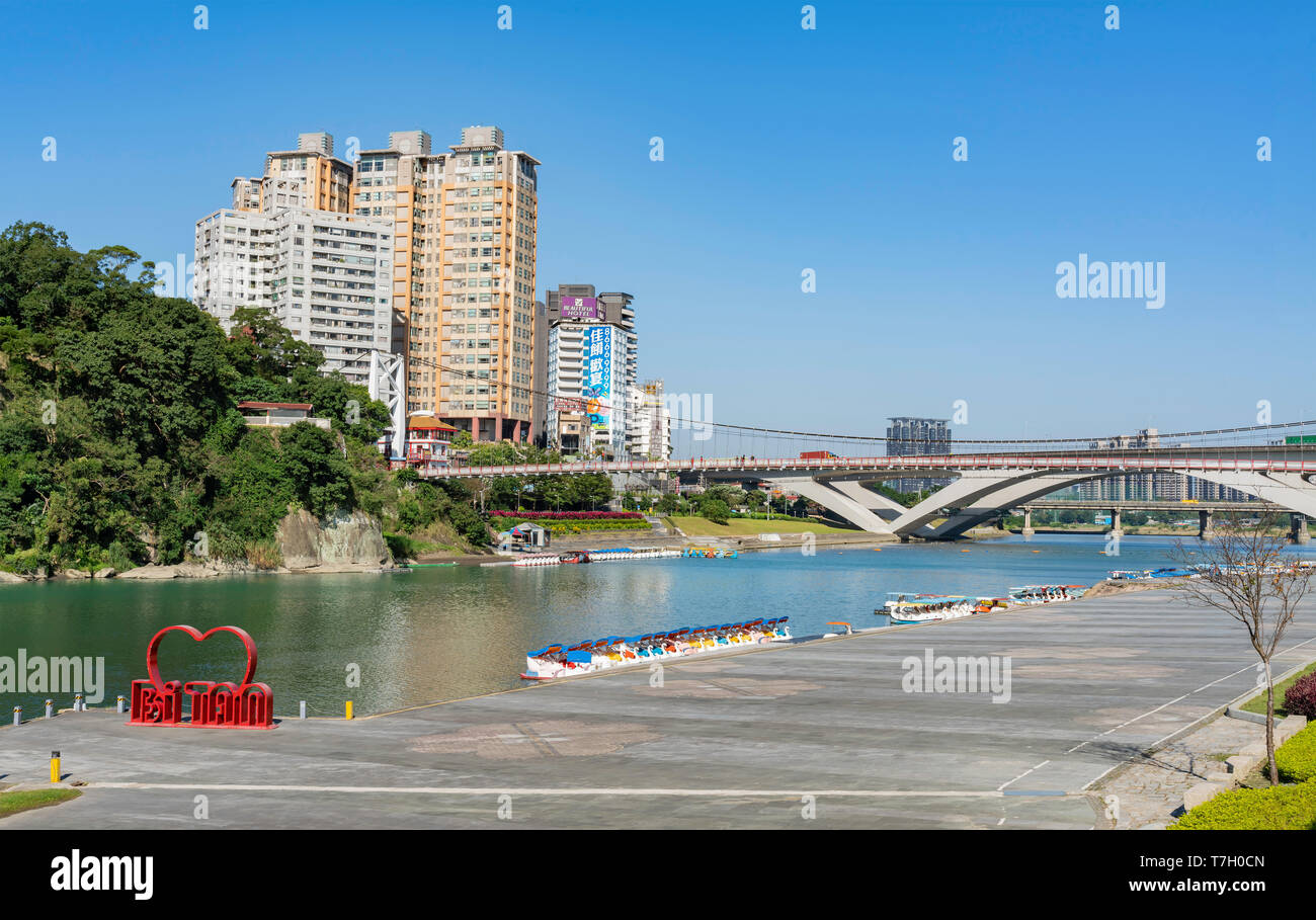 Taipei, DEC 28: Morning view of the famous Bitan Scenic area in Xindian ...