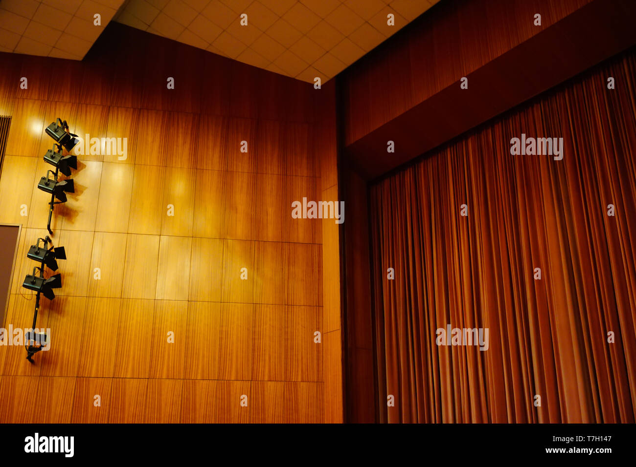 Stage spotlights at the theatre Stock Photo - Alamy