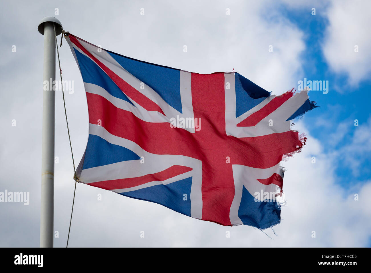Ripped and torn union jack flag hi-res stock photography and images - Alamy