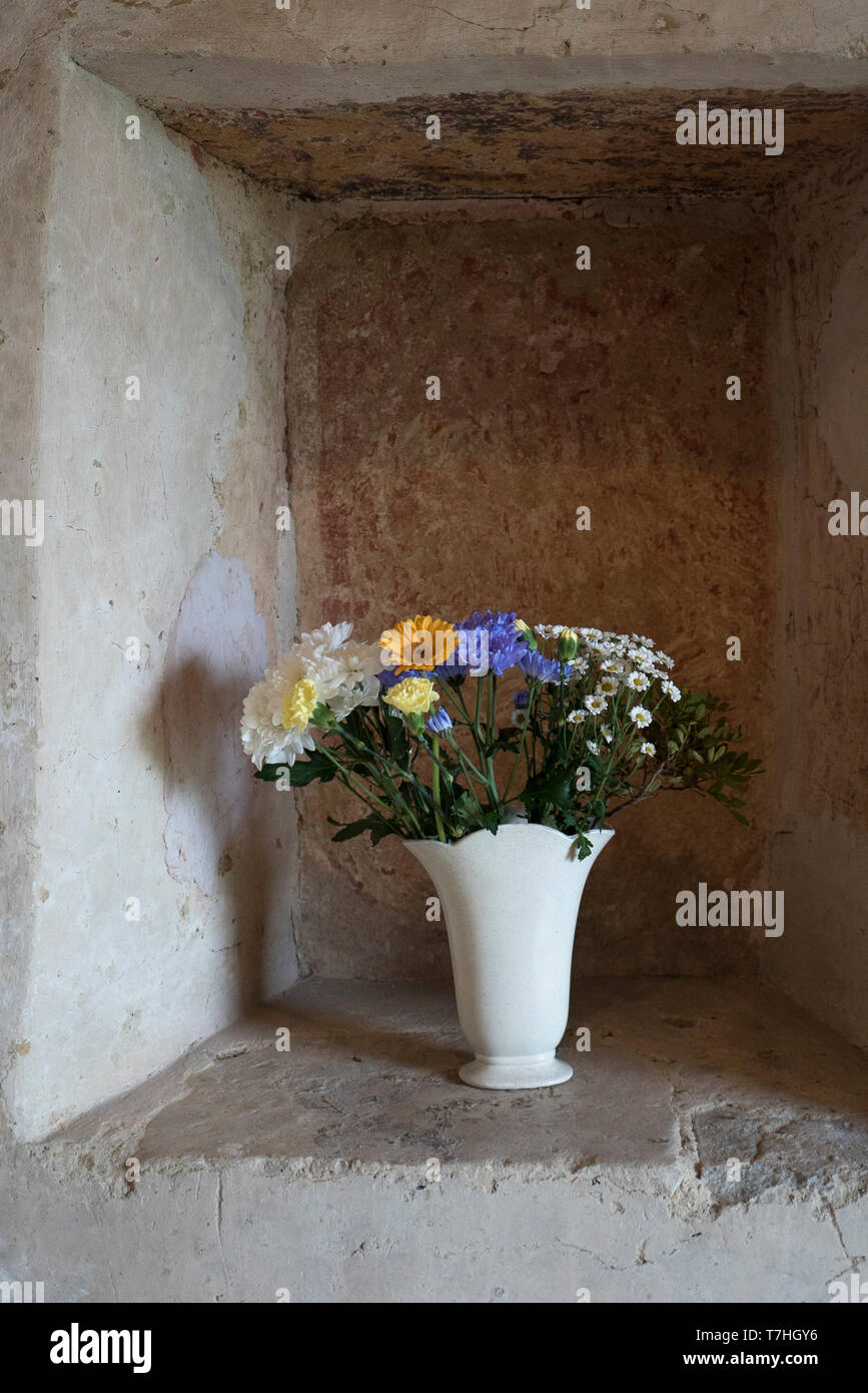 Recess alcove hi-res stock photography and images - Alamy