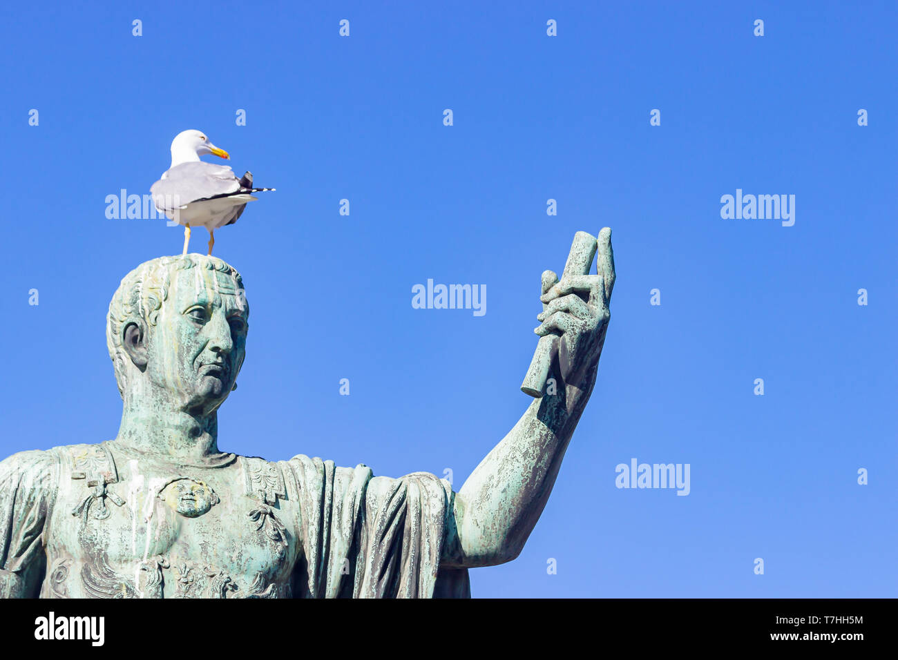 Roman emperor augustus symbol power hi-res stock photography and images ...