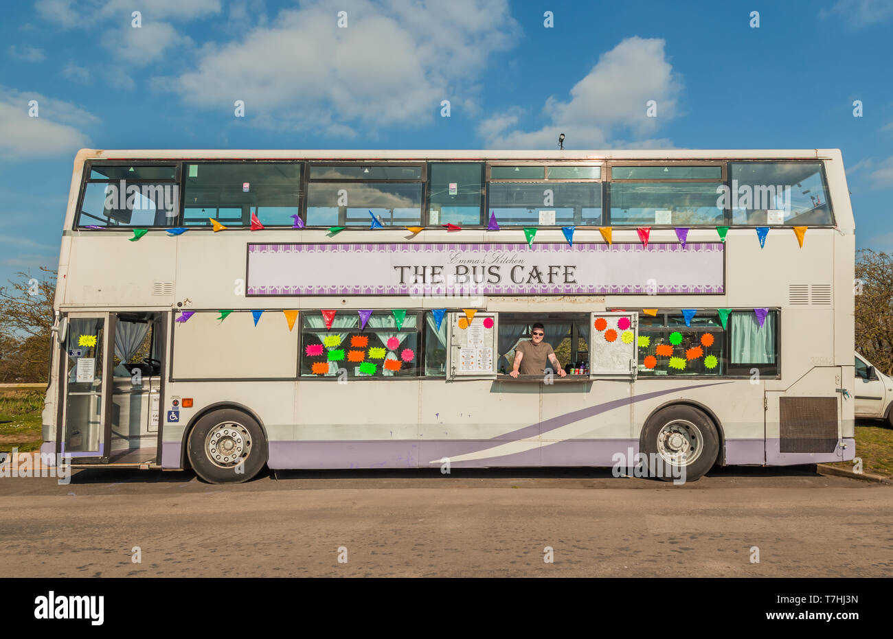 Double decker bus restaurant hi-res stock photography and images - Alamy