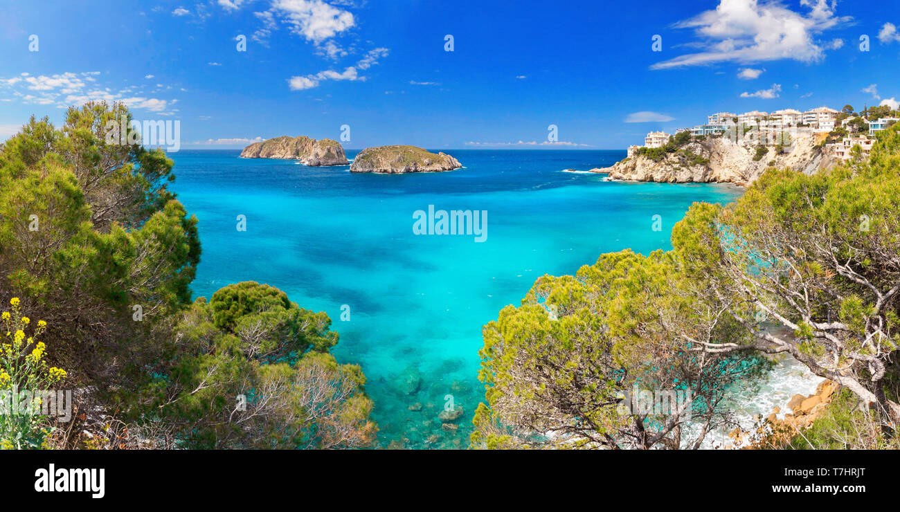 Santa ponsa beach mallorca hi-res stock photography and images - Alamy