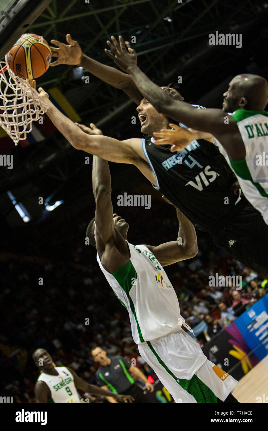 Senegal basketball player hi-res stock photography and images - Alamy