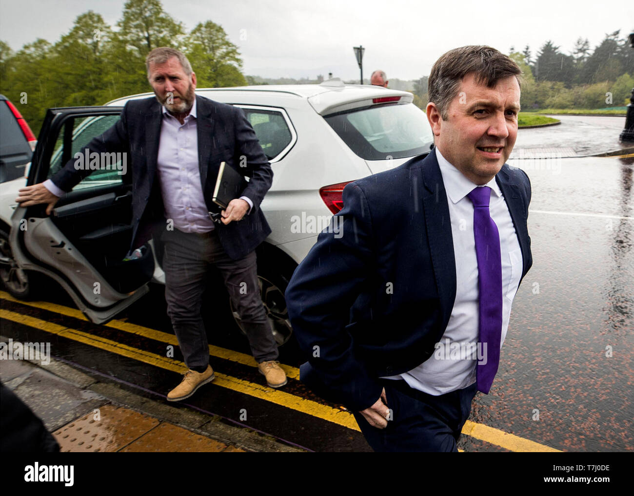Stepping out of car hi-res stock photography and images - Alamy