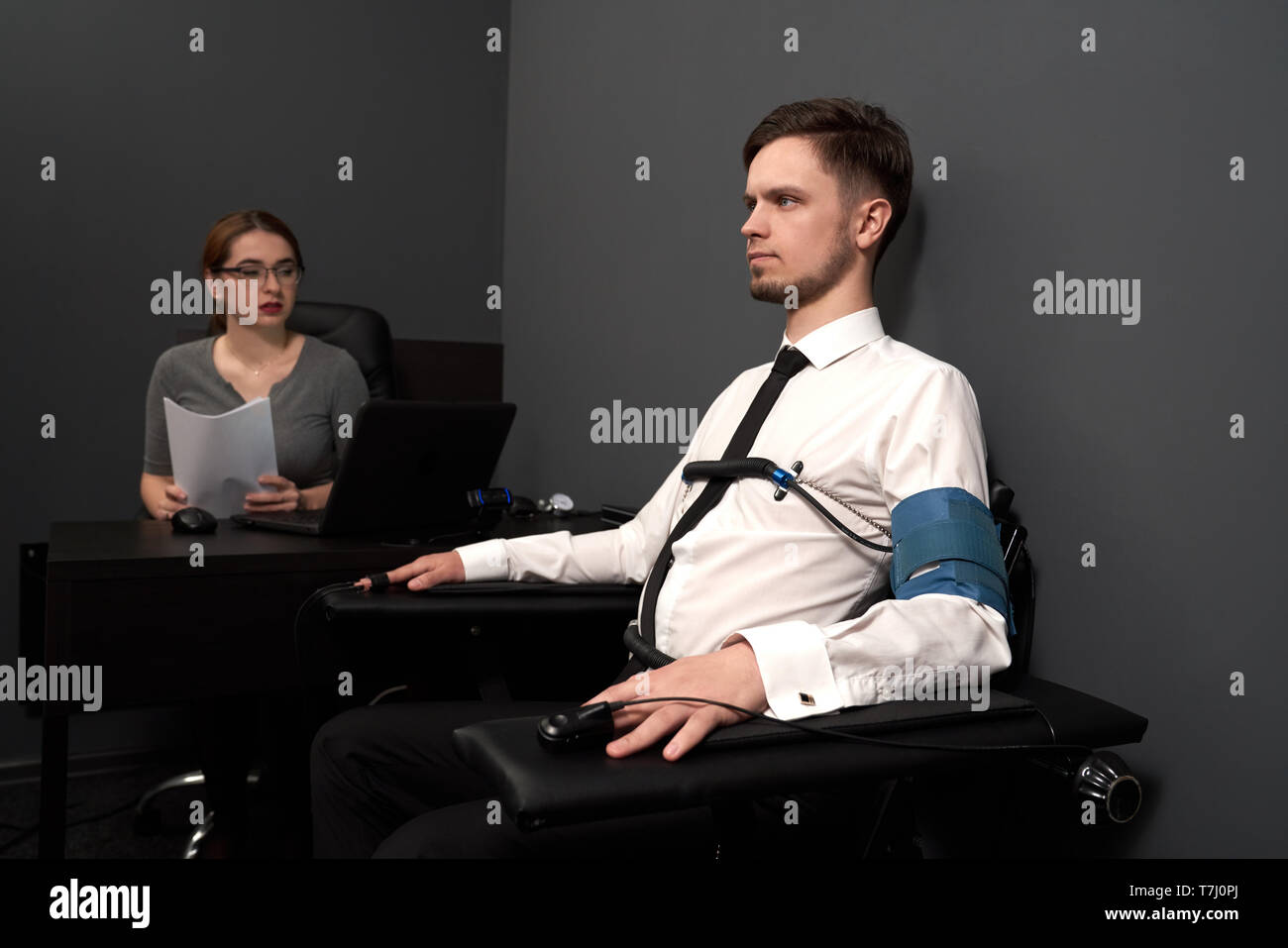 Polygraph test hi-res stock photography and images - Alamy