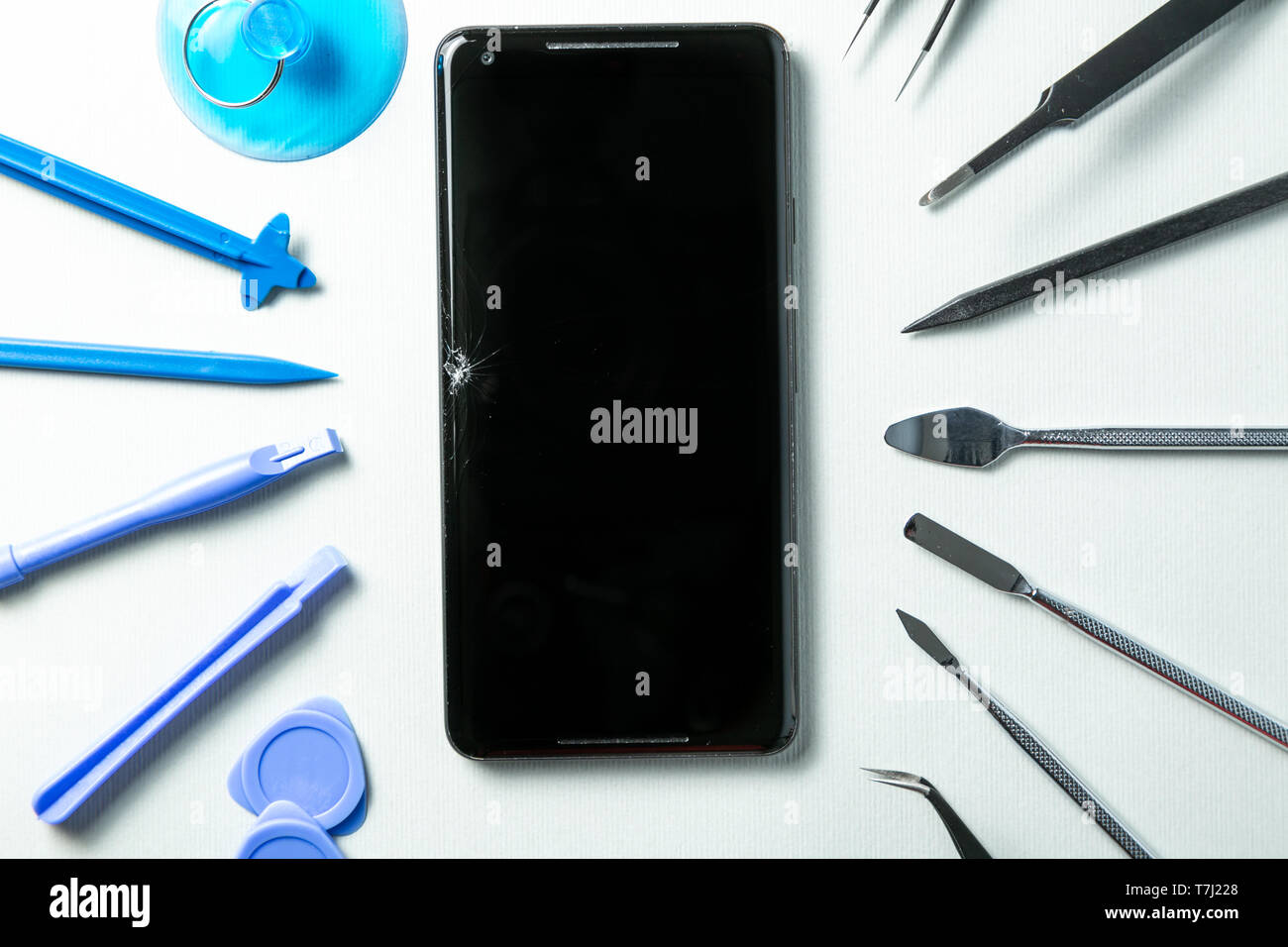 Broken tools hi-res stock photography and images - Alamy