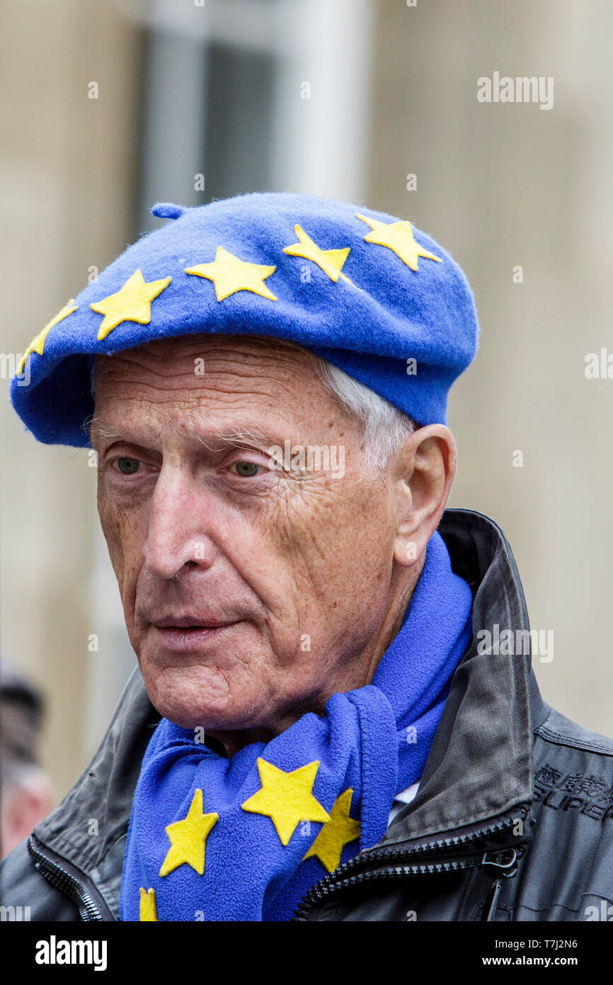 An eu beret hi-res stock photography and images - Alamy