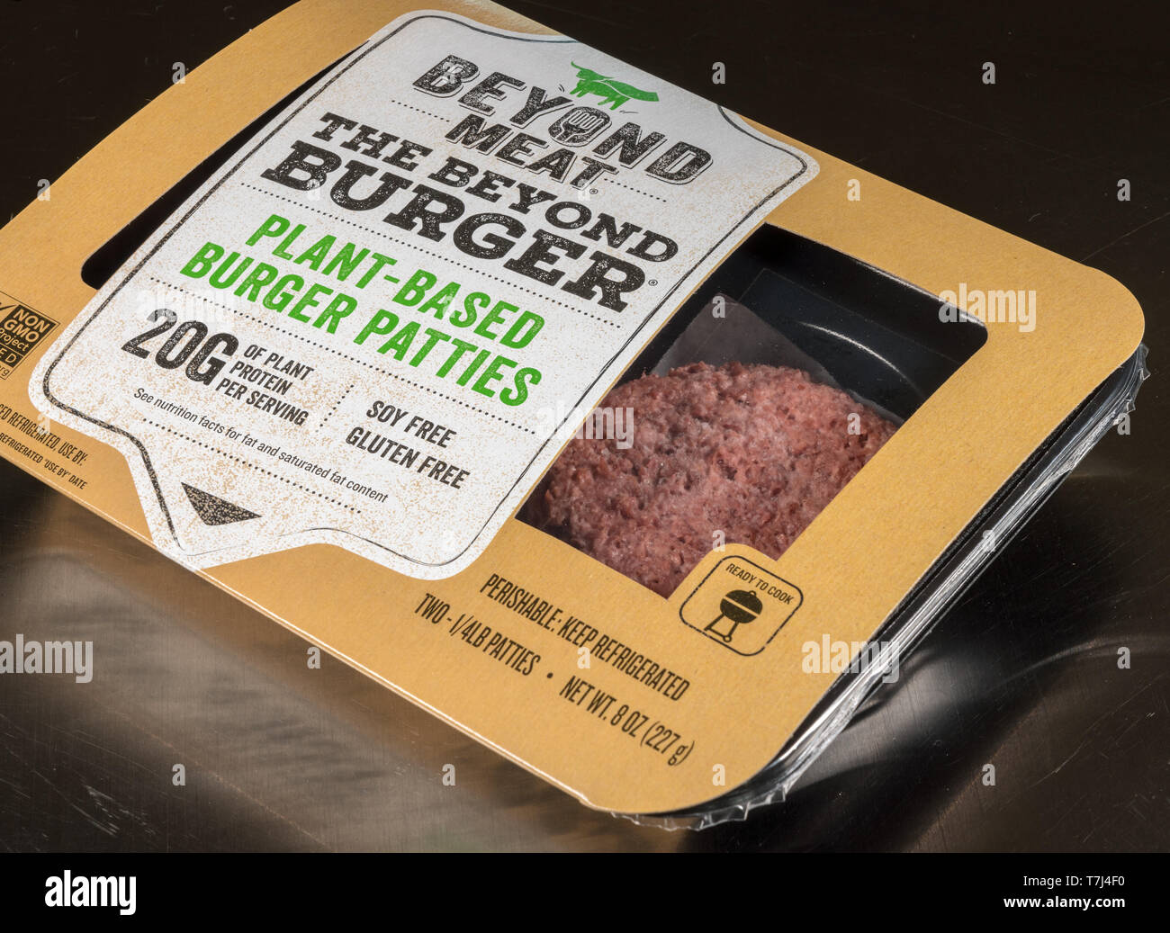 Beyond burger meat hi-res stock photography and images - Alamy