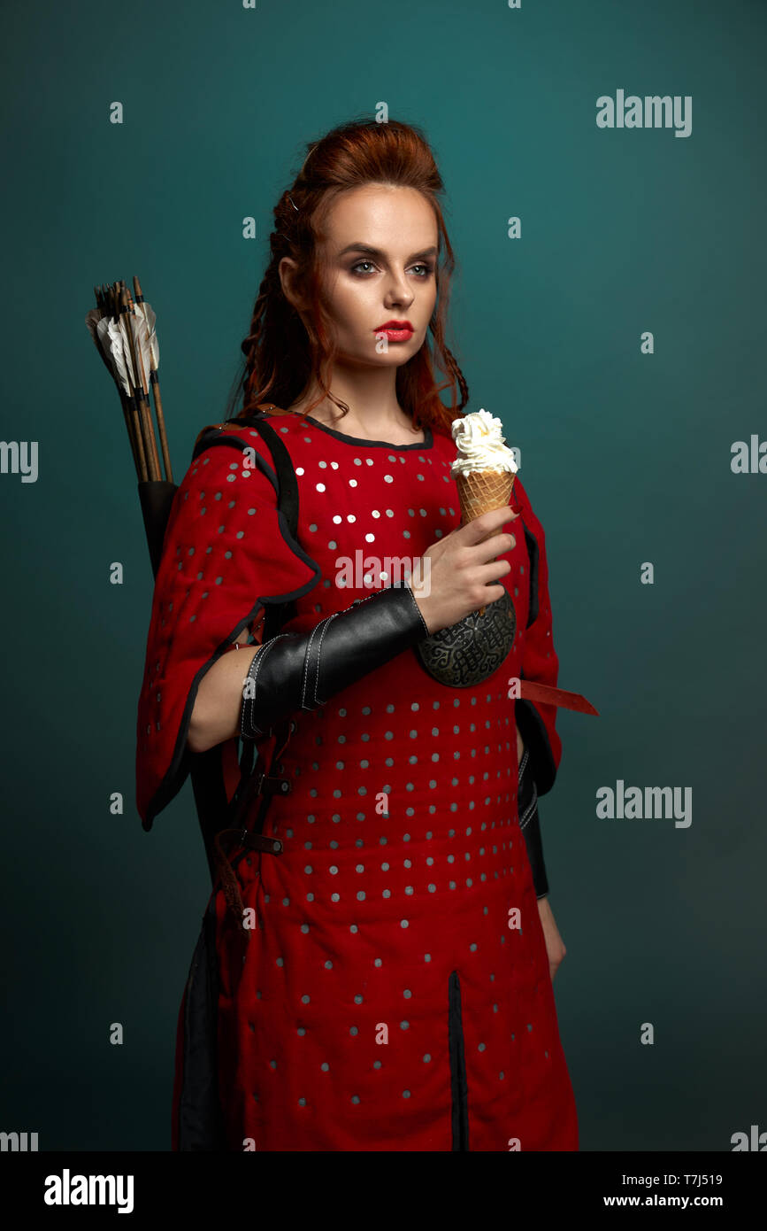 Medieval Arrows Stock Photos & Medieval Arrows Stock Images - Alamy