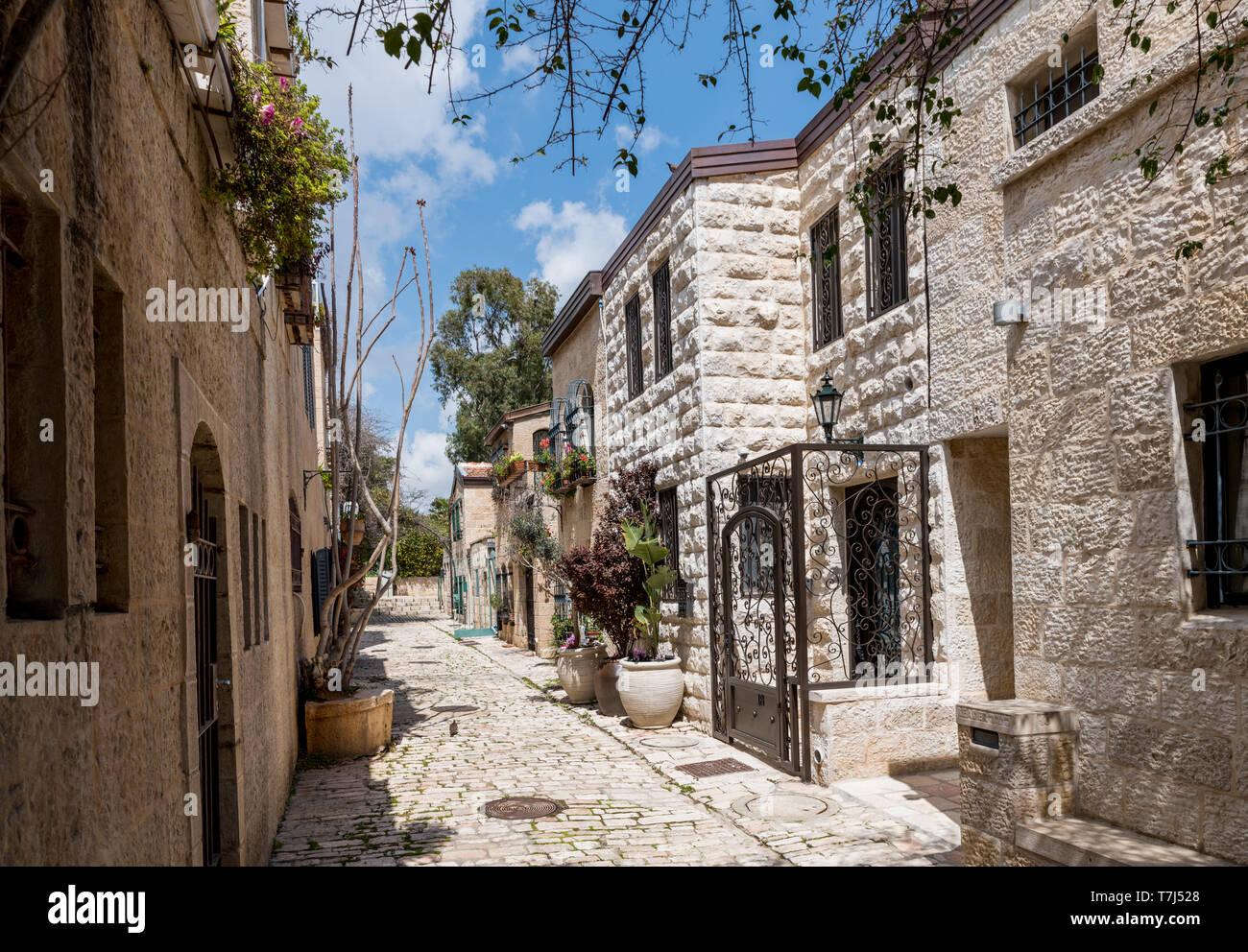 old district yemin moshe is jerusalem wit nice houses Stock Photo - Alamy