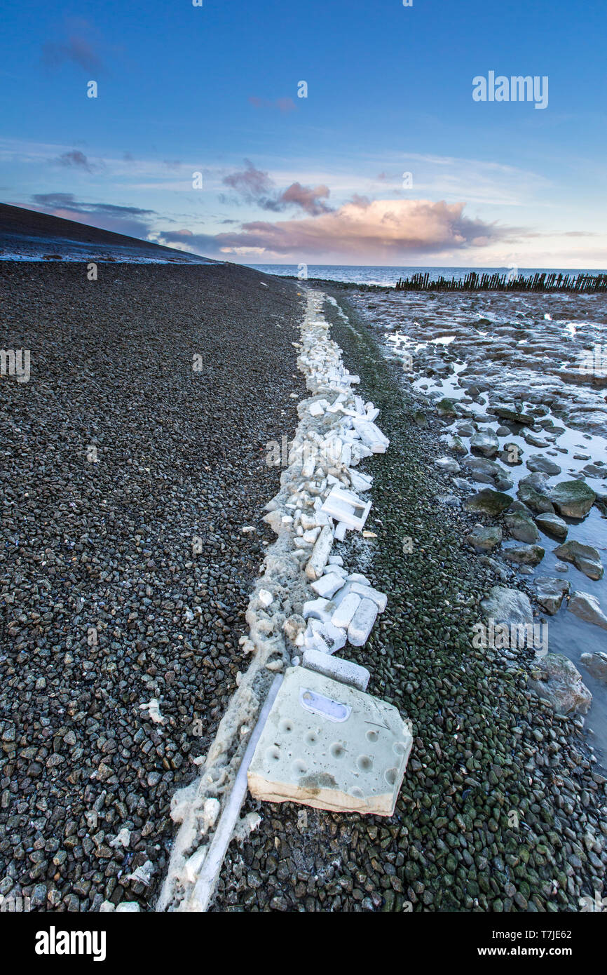 Clean-up operation of polystyrene packaging Stock Photo - Alamy