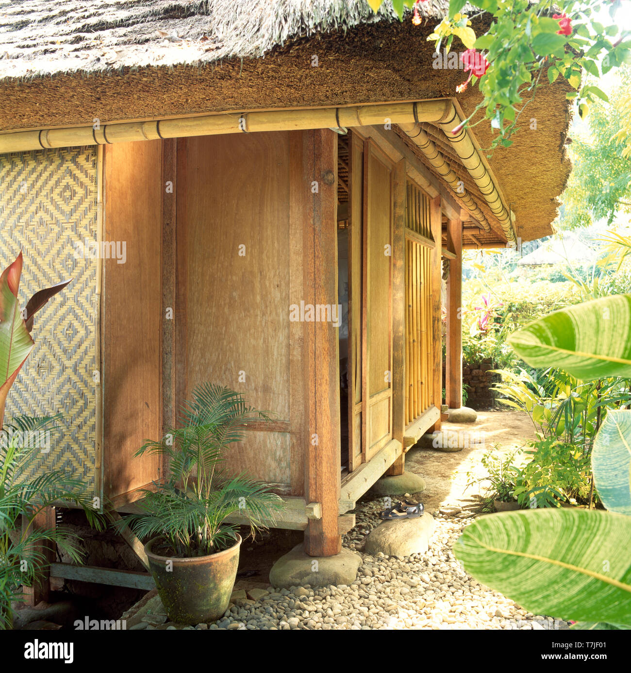Bali traditional thatched roof hi-res stock photography and images - Alamy