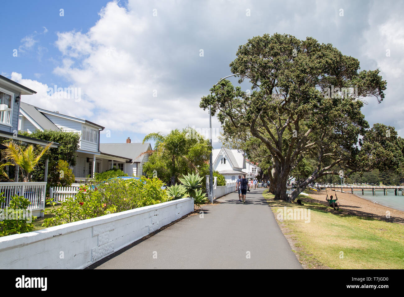 Bay of islands new zealand russell hi-res stock photography and images ...