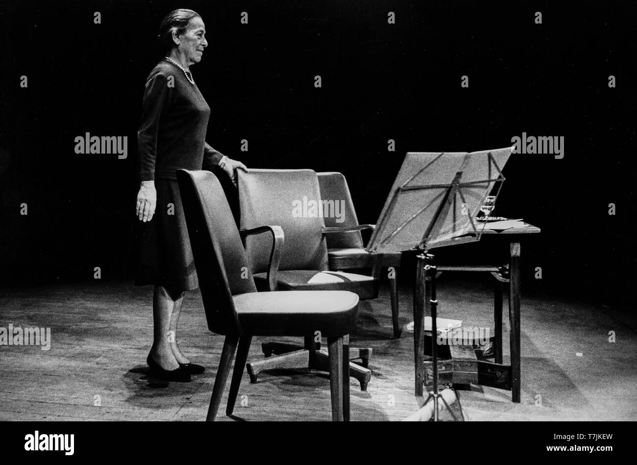 Helene Weigel High Resolution Stock Photography and Images - Alamy