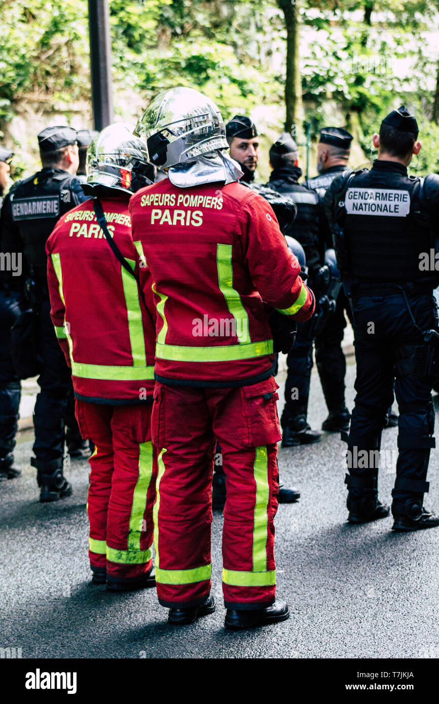 Old red french fire truck hi-res stock photography and images - Alamy