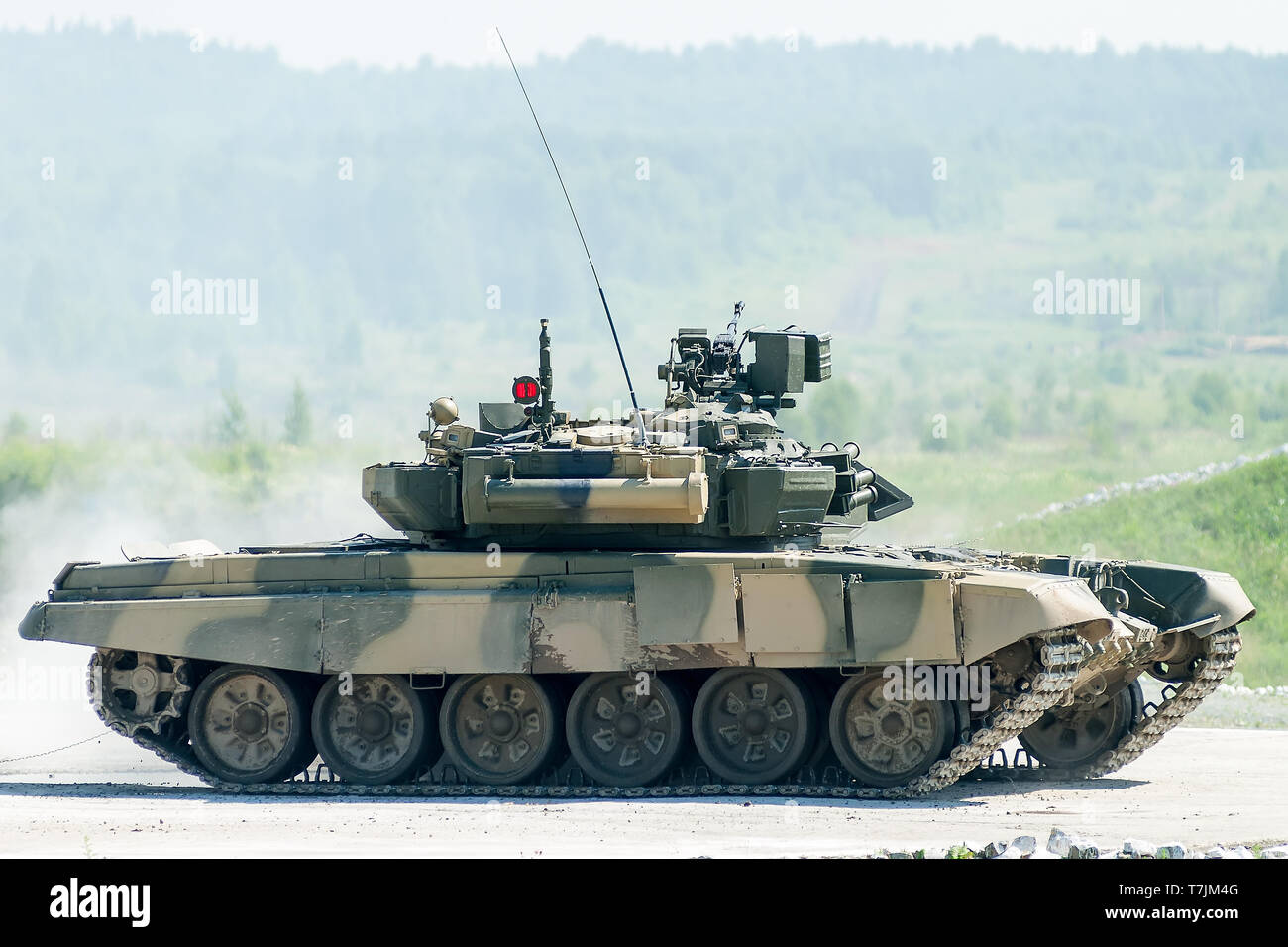 Russian tank 2008 hi-res stock photography and images - Alamy