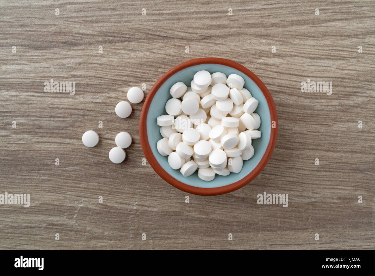 Dhea pills hi-res stock photography and images - Alamy
