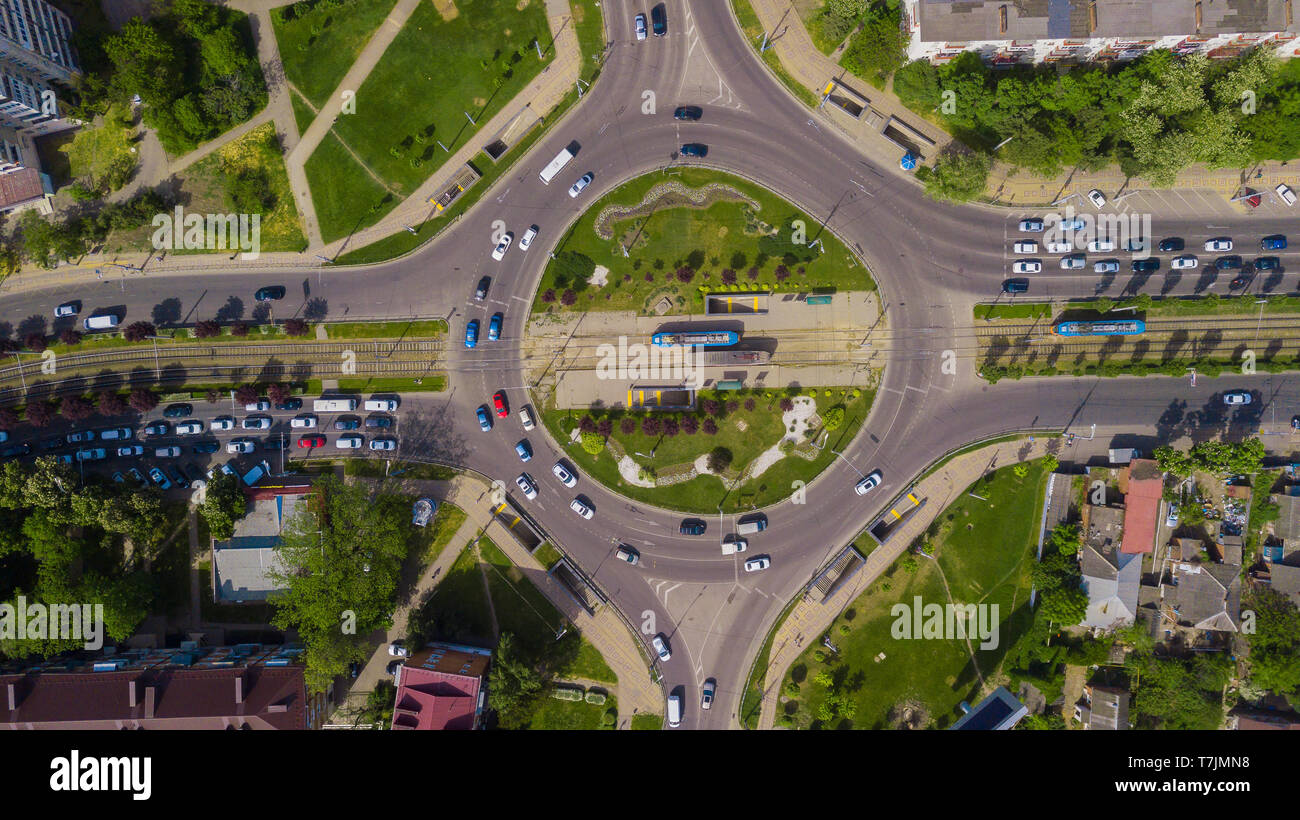 Overhead drone shot of beautiful park and busy roundabout Stock Photo ...