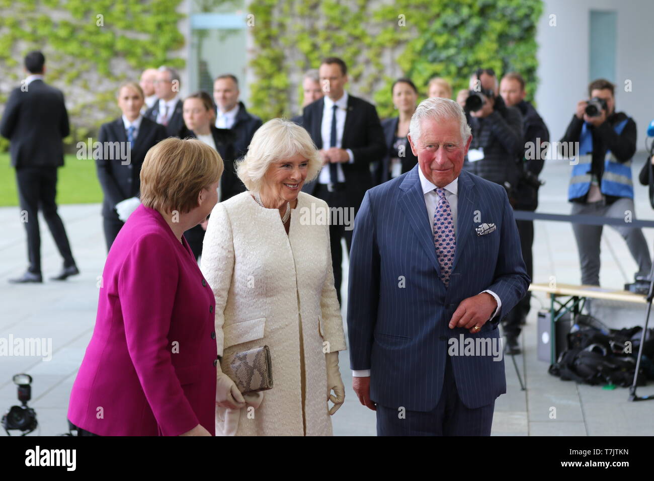 Camilla prinz charles hi-res stock photography and images - Alamy